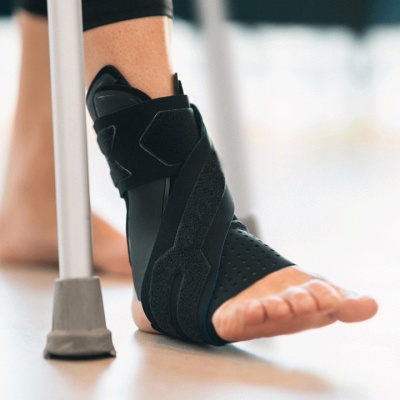 Aircast AirLift PTTD Ankle Brace | Health and Care