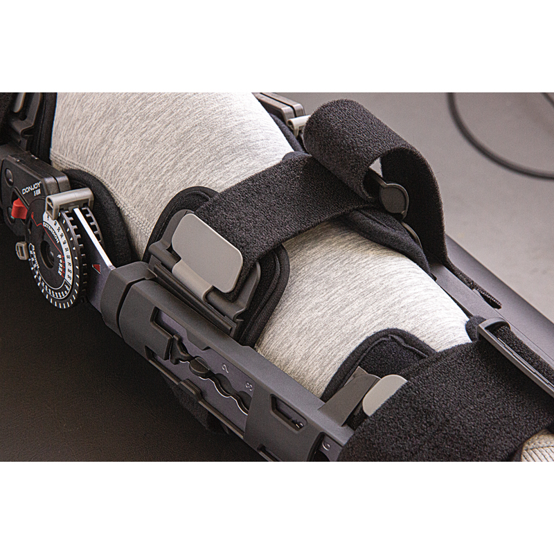 Donjoy X-ROM Adjustable Post-Op Knee Brace | Health and Care