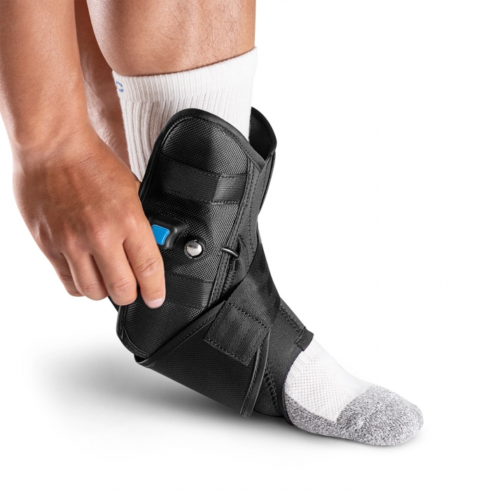 Aircast AirLift PTTD Ankle Brace | Health and Care