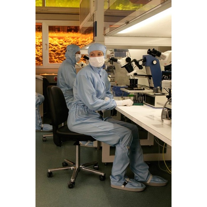 Cleanroom ESD Socks (6% Silver Fibre) | Health and Care