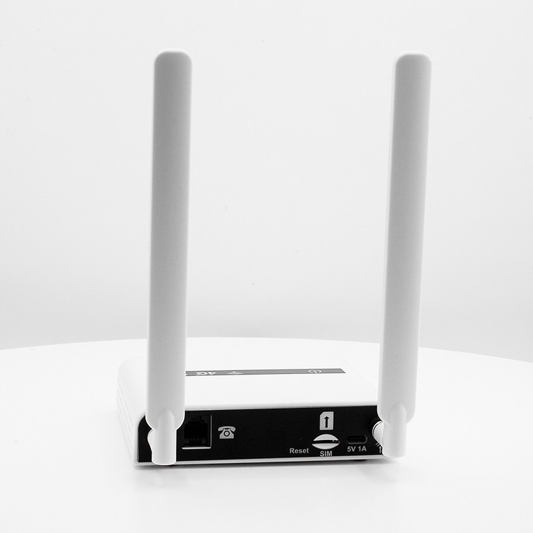 Geemarc CL2000 4G Landline Phone Adapter | Health and Care