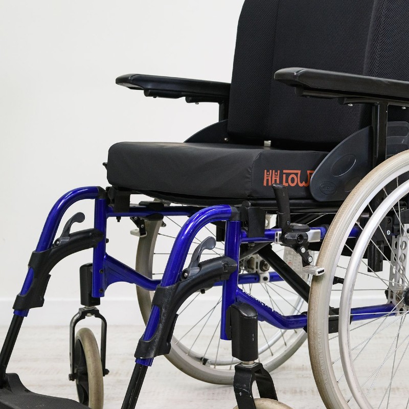 Lowzone GEL Switch Pressure Relief Cushion | Health and Care