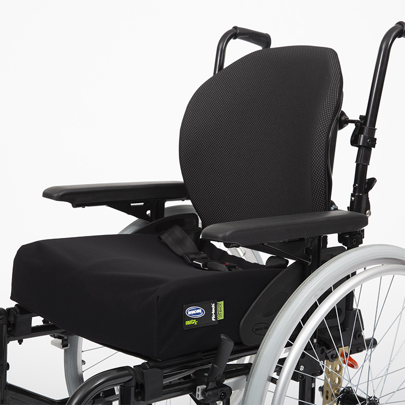 Matrx Flo-tech Contour Pressure Relief Wheelchair Cushion | Health and Care