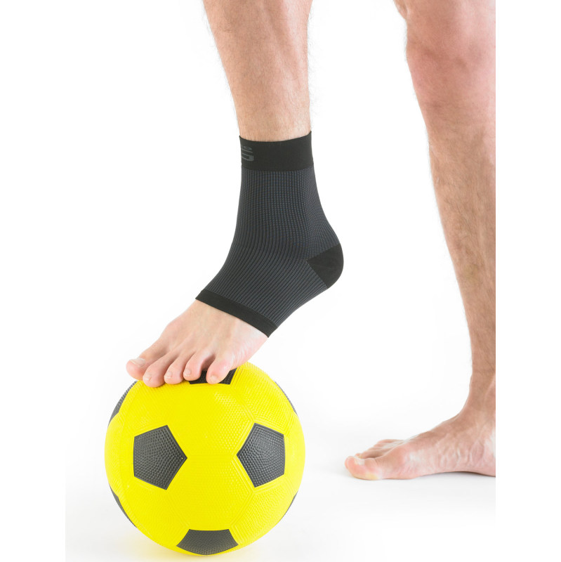 Neo G Airflow Sports Ankle Support | Health and Care