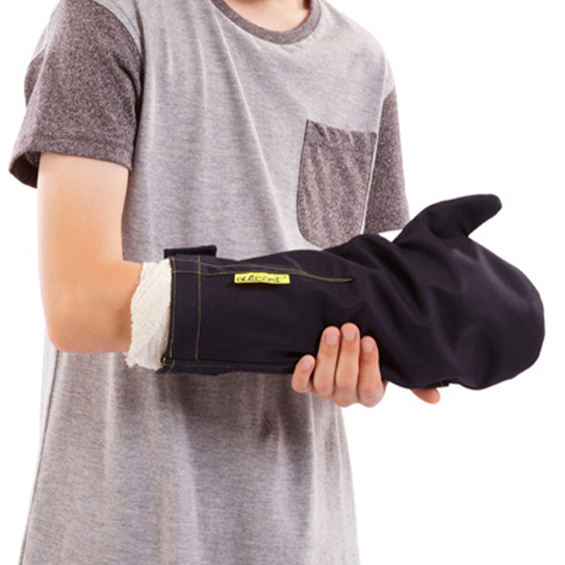 OUTCAST Child Outdoor Weather Arm Cast Protector | Health and Care