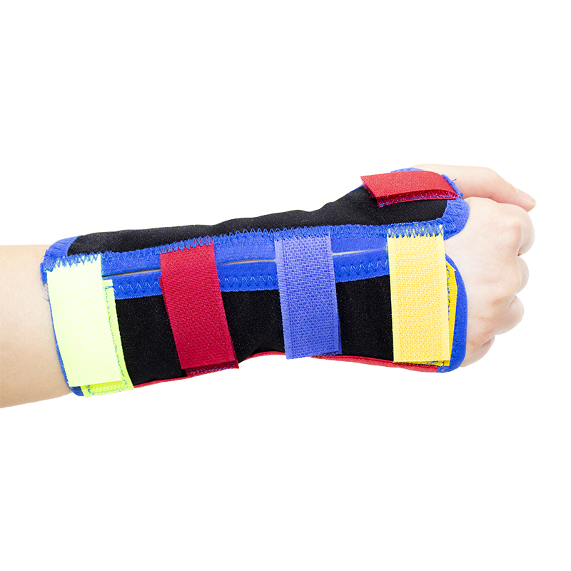 Paediatric Lycrafleece Wrist Splint | Health and Care