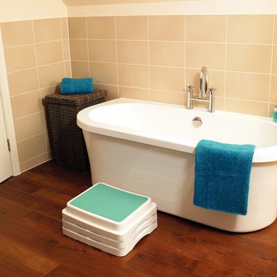 Savanah Modular Bath Step | Health and Care